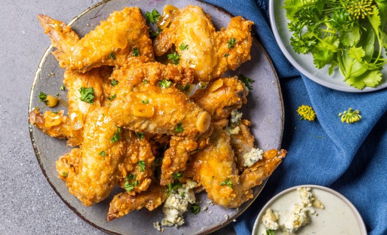 Crispy fried honey and garlic chicken winglets with gorgonzola cream ...